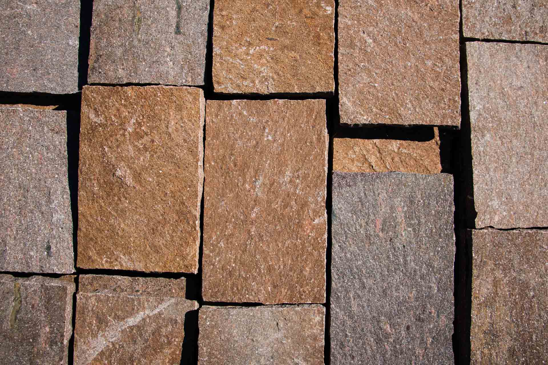 Outdoor porphyry floor tiles with sawn edges and rough surface - Veneri ...